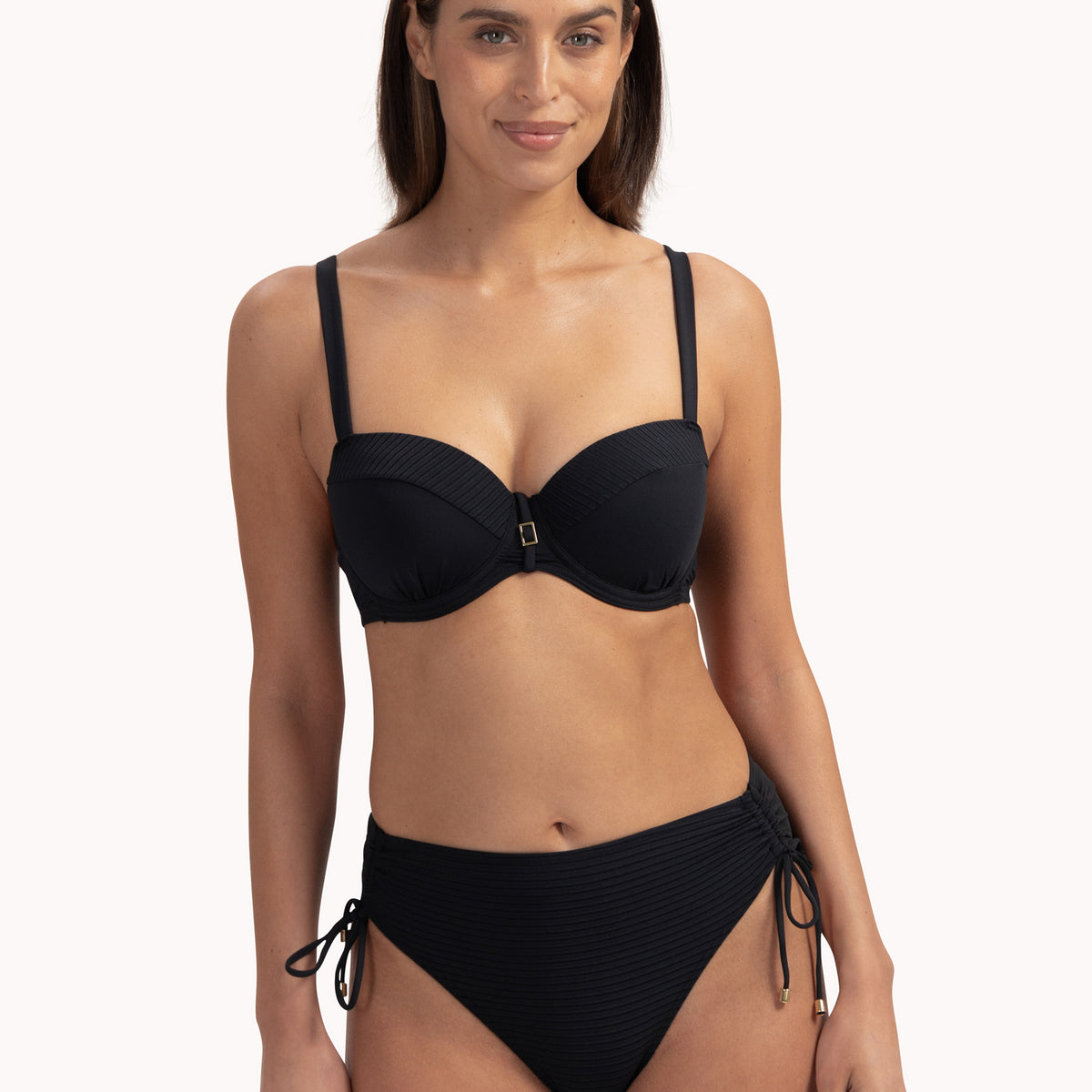 Caviar full cup bikinitop – Cyell